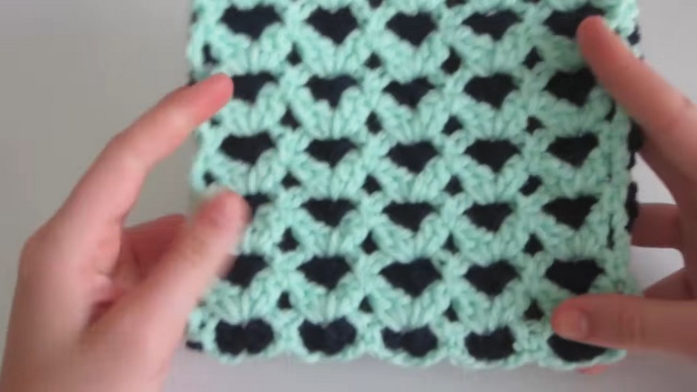 Unique Simple Easy Crochet Reversible Pattern - Crochet Everything