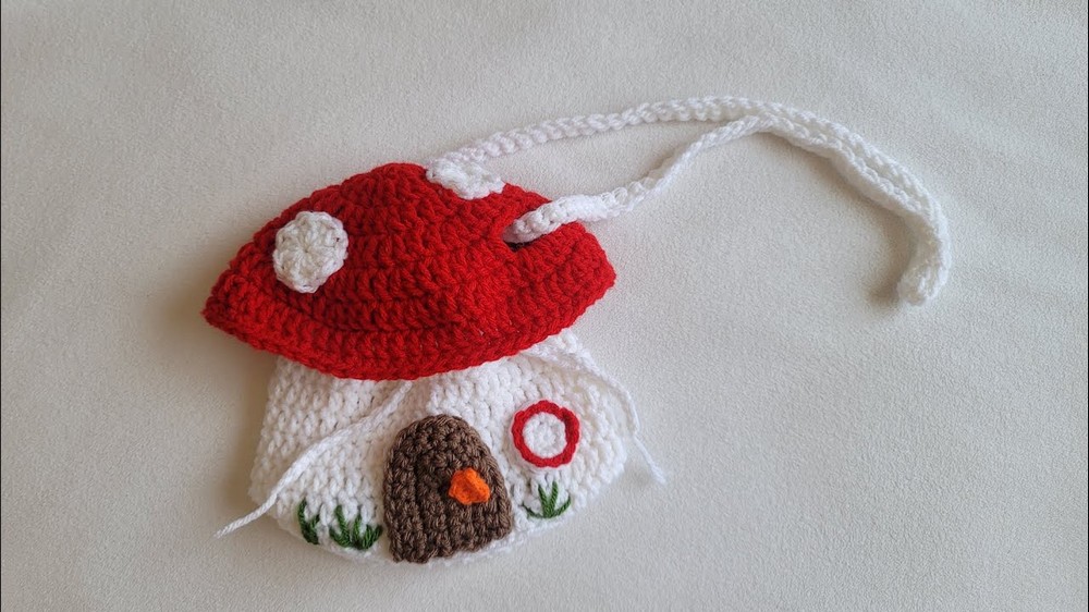 Easy & Unique Crochet Mushroom Bag Tutorial Charming Project With ...